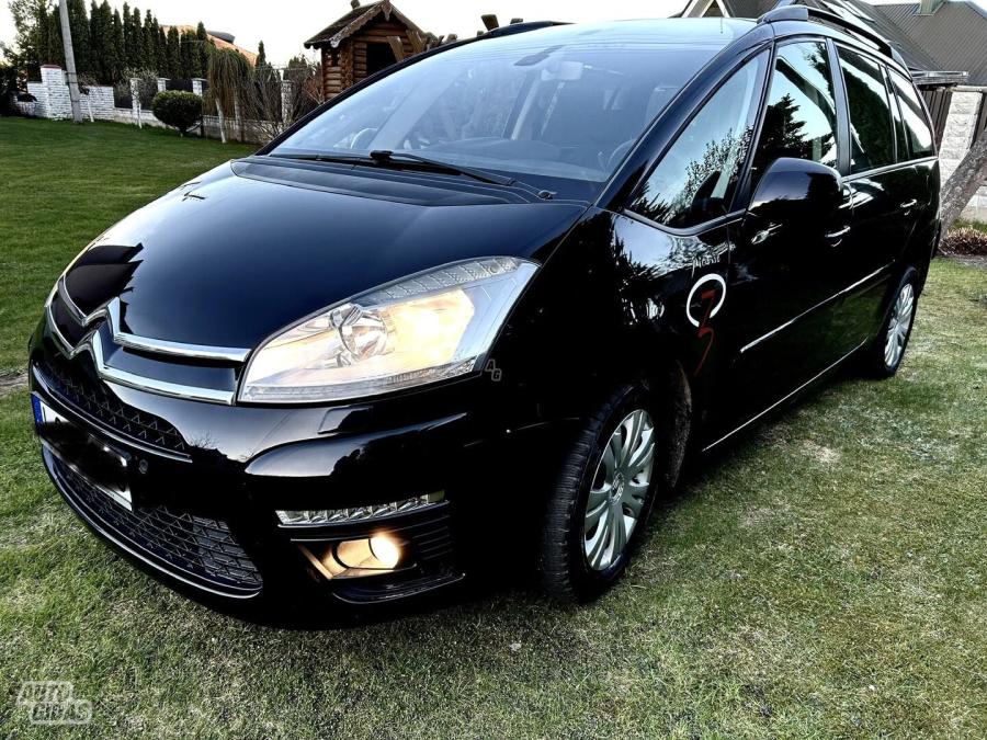 Black Citroen C4 Grand Picasso 2011 in Vilnius, with an engine capacity of 1.60 L and mileage of 310 thousand km for 1999 €, photo 4 on AUTOMOTO.COM.LV
