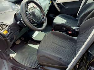 Black Citroen C4 Grand Picasso 2011 in Vilnius, with an engine capacity of 1.60 L and mileage of 310 thousand km for 1999 €, photo 9 on AUTOMOTO.COM.LV