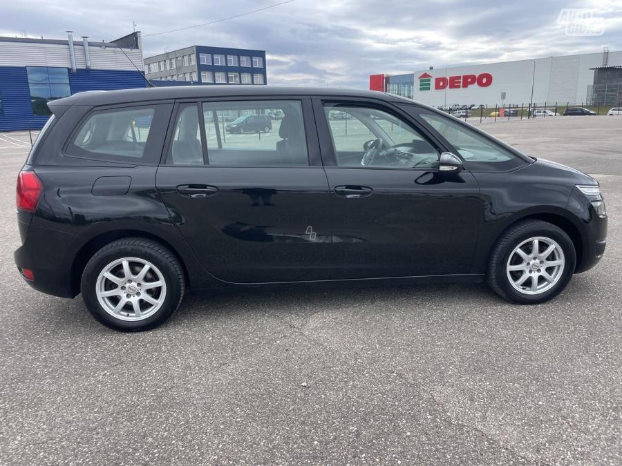 Melns Citroen C4 Grand Picasso 2014 Kauņa, ar dzinēja tilpumu 1.60 L un nobraukumu 208 tūkst. km par 5700 €, foto 18 vietnē AUTOMOTO.COM.LV