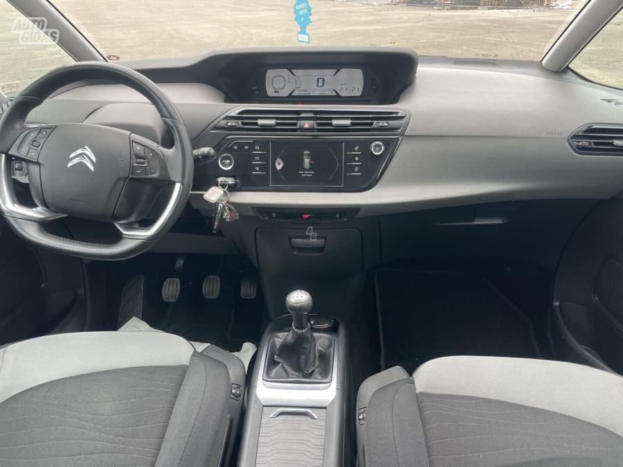 Melns Citroen C4 Grand Picasso 2014 Kauņa, ar dzinēja tilpumu 1.60 L un nobraukumu 208 tūkst. km par 5700 €, foto 26 vietnē AUTOMOTO.COM.LV