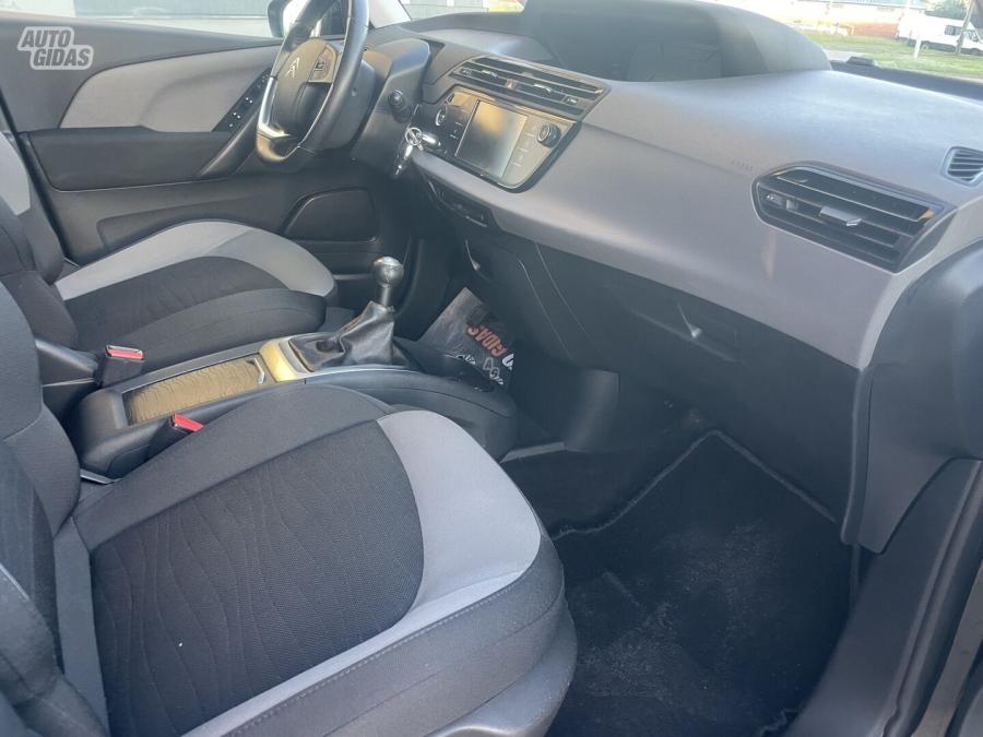 Black Citroen C4 Grand Picasso 2014 in Kaunas, with an engine capacity of 1.60 L and mileage of 201 thousand km for 5990 €, photo 22 on AUTOMOTO.COM.LV
