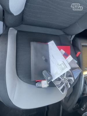 Black Citroen C4 Grand Picasso 2014 in Kaunas, with an engine capacity of 1.60 L and mileage of 201 thousand km for 5990 €, photo 27 on AUTOMOTO.COM.LV