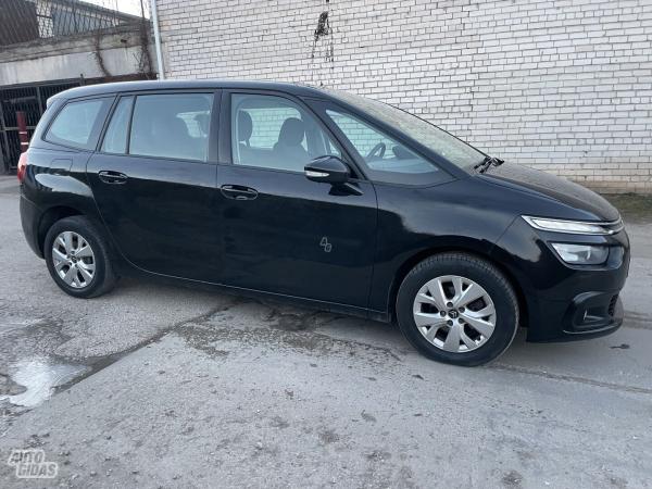 Black Citroen C4 Grand Picasso 2018 in Kaunas, with an engine capacity of 1.20 L and mileage of 230 thousand km for 6700 €, photo 4 on AUTOMOTO.COM.LV
