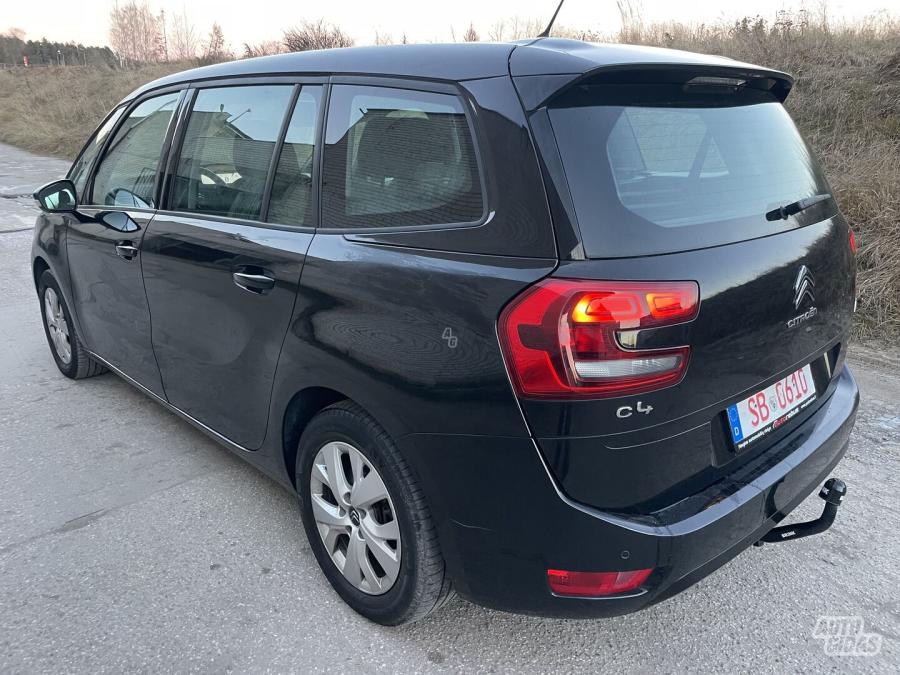 Black Citroen C4 Grand Picasso 2018 in Kaunas, with an engine capacity of 1.20 L and mileage of 230 thousand km for 6700 €, photo 11 on AUTOMOTO.COM.LV