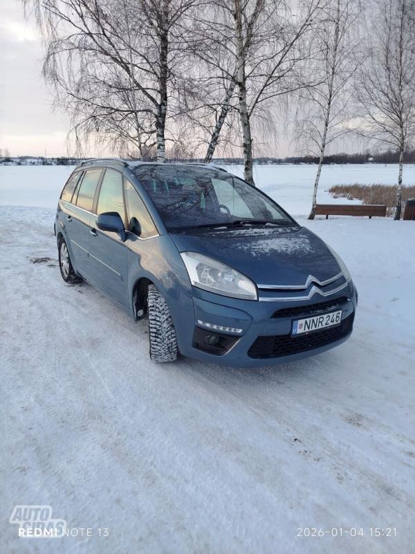 Zils Citroen C4 Grand Picasso 2011 Panevēža, ar dzinēja tilpumu 2.00 L un nobraukumu 288 tūkst. km par 2999 €, foto 6 vietnē AUTOMOTO.COM.LV