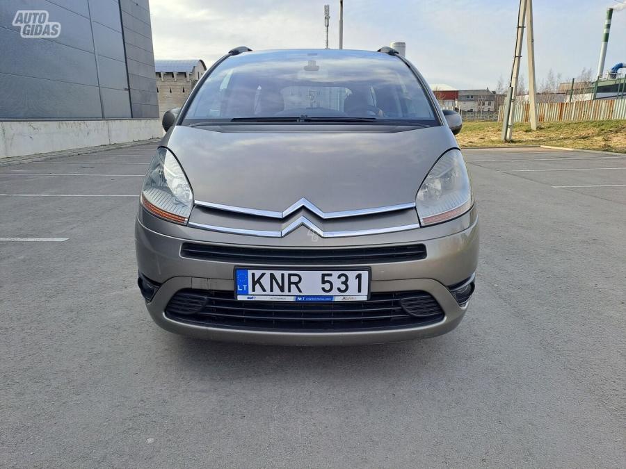 Brūns Citroen C4 Grand Picasso 2007 Telšiai, ar dzinēja tilpumu 1.60 L un nobraukumu 299 tūkst. km par 1350 €, foto 2 vietnē AUTOMOTO.COM.LV