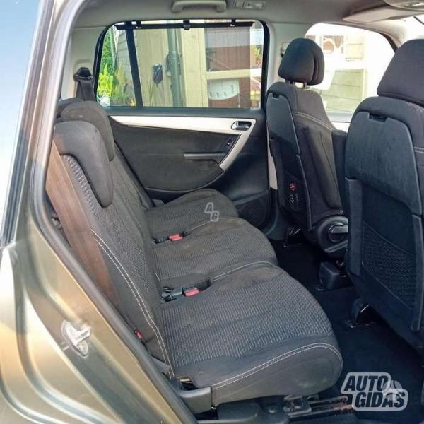 Ситроен C4 Grand Picasso 2008 в Шяуляй на AUTOMOTO.COM.LV Коричневый Ситроен C4 Grand Picasso 2008 в Шяуляй, объемом двигателя 1.60 л и пробегом 310 тыс. км за 1300 €, фото 11 на AUTOMOTO.COM.LV