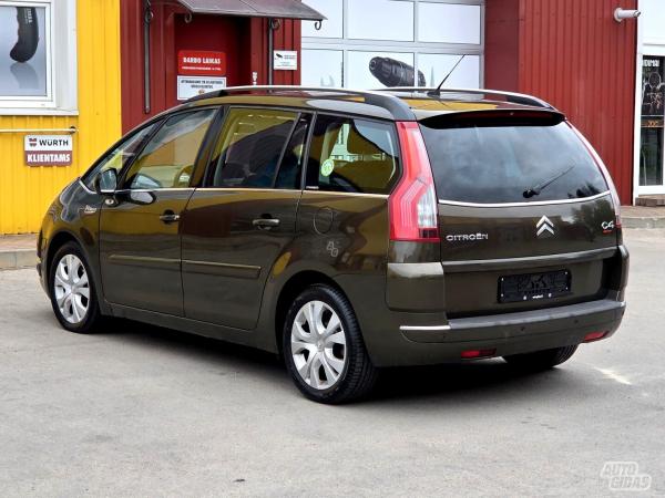 Brūns Citroen C4 Grand Picasso 2010 Viļņa, ar dzinēja tilpumu 1.60 L un nobraukumu 272 tūkst. km par 3300 €, foto 6 vietnē AUTOMOTO.COM.LV
