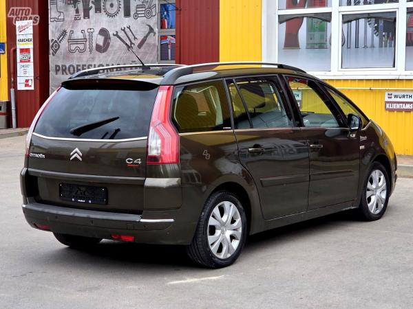 Brūns Citroen C4 Grand Picasso 2010 Viļņa, ar dzinēja tilpumu 1.60 L un nobraukumu 272 tūkst. km par 3300 €, foto 9 vietnē AUTOMOTO.COM.LV