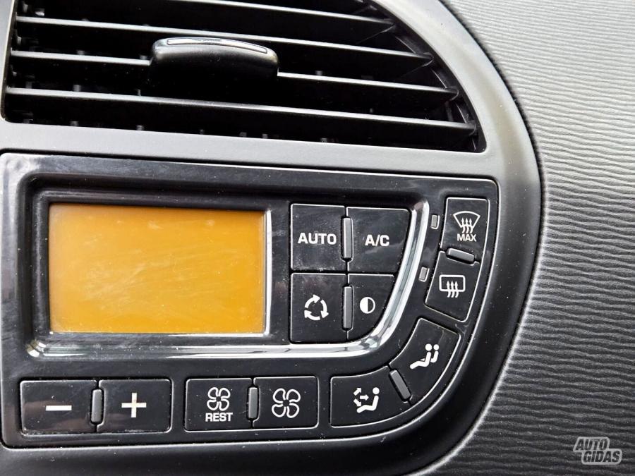 Коричневый Ситроен C4 Grand Picasso 2010 в Вильнюс, объемом двигателя 1.60 л и пробегом 272 тыс. км за 3300 €, фото 28 на AUTOMOTO.COM.LV