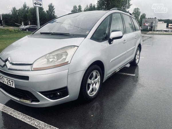 Citroen C4 Grand Picasso 2009 in Vilnius, with an engine capacity of 1.60 L and mileage of 285 thousand km for 850 €, photo 1 on AUTOMOTO.COM.LV