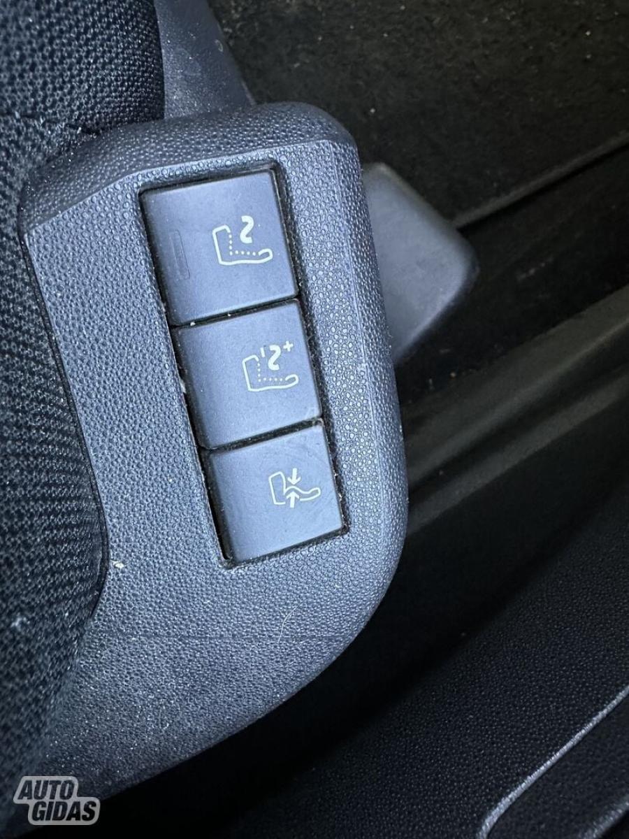 Citroen C4 Grand Picasso 2015 Šauļi, ar dzinēja tilpumu 2.00 L un nobraukumu 367 tūkst. km par 4400 €, foto 14 vietnē AUTOMOTO.COM.LV