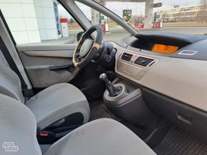 Pelēks Citroen C4 Grand Picasso 2007 Telšiai, ar dzinēja tilpumu 1.60 L un nobraukumu 300 tūkst. km par 1150 €, foto 12 vietnē AUTOMOTO.COM.LV