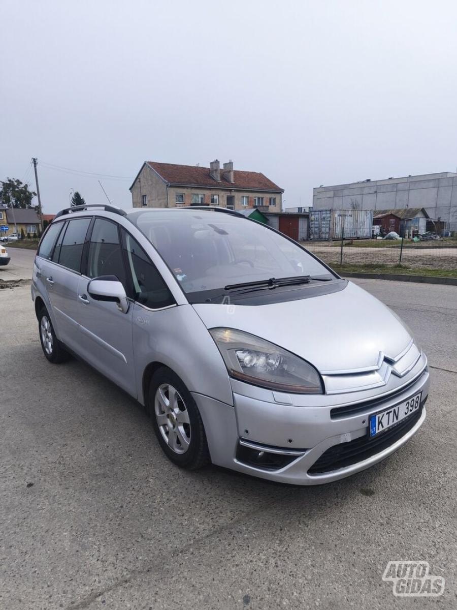 Grey Citroen C4 Grand Picasso 2007 in Kaunas, with an engine capacity of 2.00 L and mileage of 235 thousand km for 899 €, photo 4 on AUTOMOTO.COM.LV
