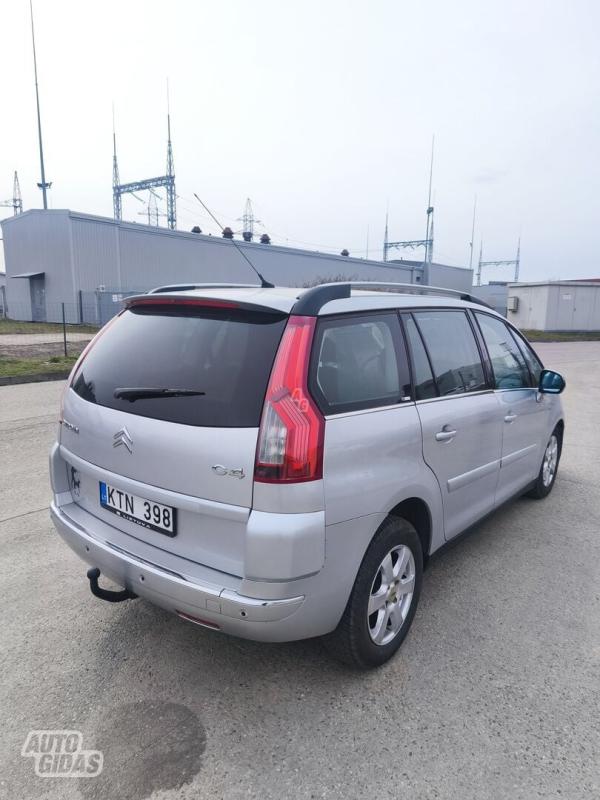 Grey Citroen C4 Grand Picasso 2007 in Kaunas, with an engine capacity of 2.00 L and mileage of 235 thousand km for 899 €, photo 4 on AUTOMOTO.COM.LV