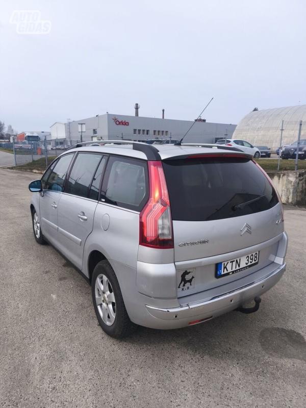 Grey Citroen C4 Grand Picasso 2007 in Kaunas, with an engine capacity of 2.00 L and mileage of 235 thousand km for 899 €, photo 6 on AUTOMOTO.COM.LV