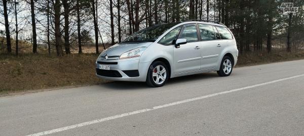 Grey Citroen C4 Grand Picasso 2007 in Taurage, with an engine capacity of 1.60 L and mileage of 239 thousand km for 2400 €, photo 3 on AUTOMOTO.COM.LV