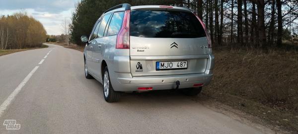 Grey Citroen C4 Grand Picasso 2007 in Taurage, with an engine capacity of 1.60 L and mileage of 239 thousand km for 2400 €, photo 7 on AUTOMOTO.COM.LV