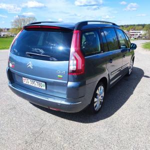 Grey Citroen C4 Grand Picasso 2007 in Siauliai, with an engine capacity of 2.00 L and mileage of 232 thousand km for 3400 €, photo 5 on AUTOMOTO.COM.LV