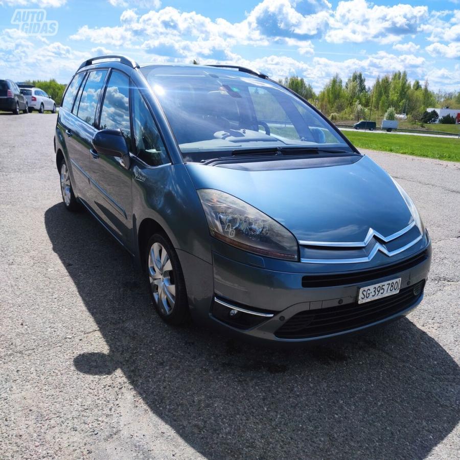 Grey Citroen C4 Grand Picasso 2007 in Siauliai, with an engine capacity of 2.00 L and mileage of 232 thousand km for 3400 €, photo 6 on AUTOMOTO.COM.LV
