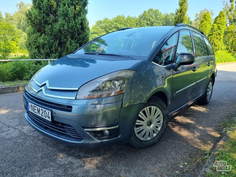 Серый Ситроен C4 Grand Picasso 2007 в Каунас, объемом двигателя 2.00 л и пробегом 401 тыс. км за 1750 €, фото 1 на AUTOMOTO.COM.LV
