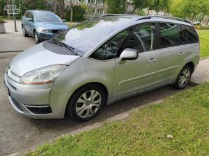 Grey Citroen C4 Grand Picasso 2010 in Klaipeda, with an engine capacity of 2.00 L and mileage of 262 thousand km for 2000 €, photo 4 on AUTOMOTO.COM.LV