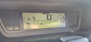Pelēks Citroen C4 Grand Picasso 2010 Mažeikiai, ar dzinēja tilpumu 2.00 L un nobraukumu 308 tūkst. km par 2200 €, foto 10 vietnē AUTOMOTO.COM.LV