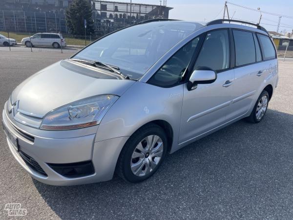 Grey Citroen C4 Grand Picasso 2011 in Kaunas, with an engine capacity of 1.60 L and mileage of 303 thousand km for 2650 €, photo 1 on AUTOMOTO.COM.LV