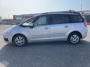 Pelēks Citroen C4 Grand Picasso 2011 Kauņa, ar dzinēja tilpumu 1.60 L un nobraukumu 303 tūkst. km par 2650 €, foto 16 vietnē AUTOMOTO.COM.LV