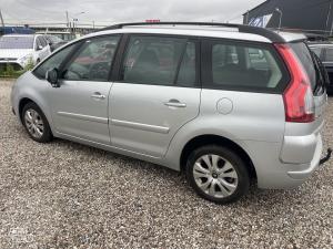 Pelēks Citroen C4 Grand Picasso 2011 Kauņa, ar dzinēja tilpumu 1.60 L un nobraukumu 301 tūkst. km par 2400 €, foto 4 vietnē AUTOMOTO.COM.LV