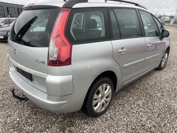 Grey Citroen C4 Grand Picasso 2011 in Kaunas, with an engine capacity of 1.60 L and mileage of 301 thousand km for 2400 €, photo 4 on AUTOMOTO.COM.LV