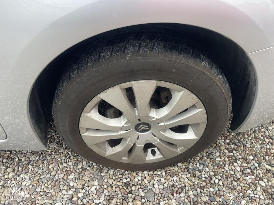 Pelēks Citroen C4 Grand Picasso 2011 Kauņa, ar dzinēja tilpumu 1.60 L un nobraukumu 301 tūkst. km par 2400 €, foto 14 vietnē AUTOMOTO.COM.LV