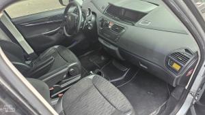 Grey Citroen C4 Grand Picasso 2012 in Vilnius, with an engine capacity of 2.00 L and mileage of 375 thousand km for 3499 €, photo 7 on AUTOMOTO.COM.LV