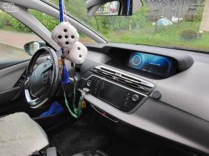 Grey Citroen C4 Grand Picasso 2014 in Vilnius, with an engine capacity of 2.00 L and mileage of 251 thousand km for 5500 €, photo  on AUTOMOTO.COM.LV