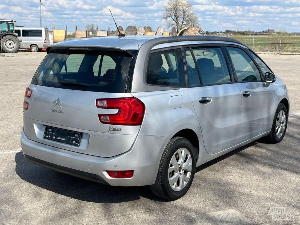 Grey Citroen C4 Grand Picasso 2015 in Marijampole, with an engine capacity of 1.20 L and mileage of 141 thousand km for 5250 €, photo 5 on AUTOMOTO.COM.LV