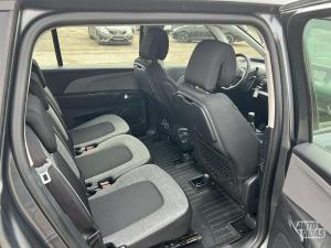 Grey Citroen C4 Grand Picasso 2017 in Kedainiai, with an engine capacity of 1.60 L and mileage of 238 thousand km for 5999 €, photo 15 on AUTOMOTO.COM.LV