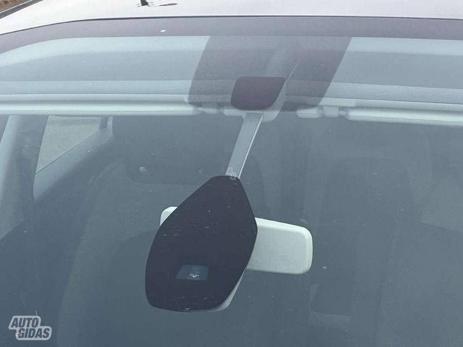 Grey Citroen C4 Grand Picasso 2017 in Kedainiai, with an engine capacity of 1.60 L and mileage of 238 thousand km for 5999 €, photo 33 on AUTOMOTO.COM.LV