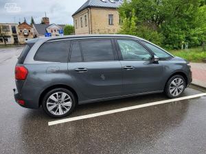 Grey Citroen C4 Grand Picasso 2014 in Vilnius, with an engine capacity of 2.00 L and mileage of 251 thousand km for 5500 €, photo 3 on AUTOMOTO.COM.LV