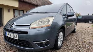 Citroen C4 Grand Picasso 2006 in Marijampole, with an engine capacity of 1.60 L and mileage of 326 thousand km for 550 €, photo 3 on AUTOMOTO.COM.LV