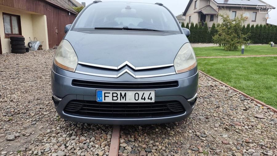 Citroen C4 Grand Picasso 2006 in Marijampole, with an engine capacity of 1.60 L and mileage of 326 thousand km for 550 €, photo 4 on AUTOMOTO.COM.LV