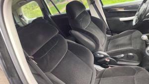 Citroen C4 Grand Picasso 2006 in Marijampole, with an engine capacity of 1.60 L and mileage of 326 thousand km for 550 €, photo 14 on AUTOMOTO.COM.LV