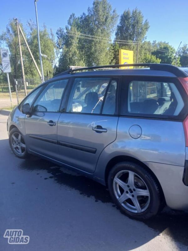 Citroen C4 Grand Picasso 2007 in Taurage, with an engine capacity of 1.60 L and mileage of 315 thousand km for 2500 €, photo 2 on AUTOMOTO.COM.LV