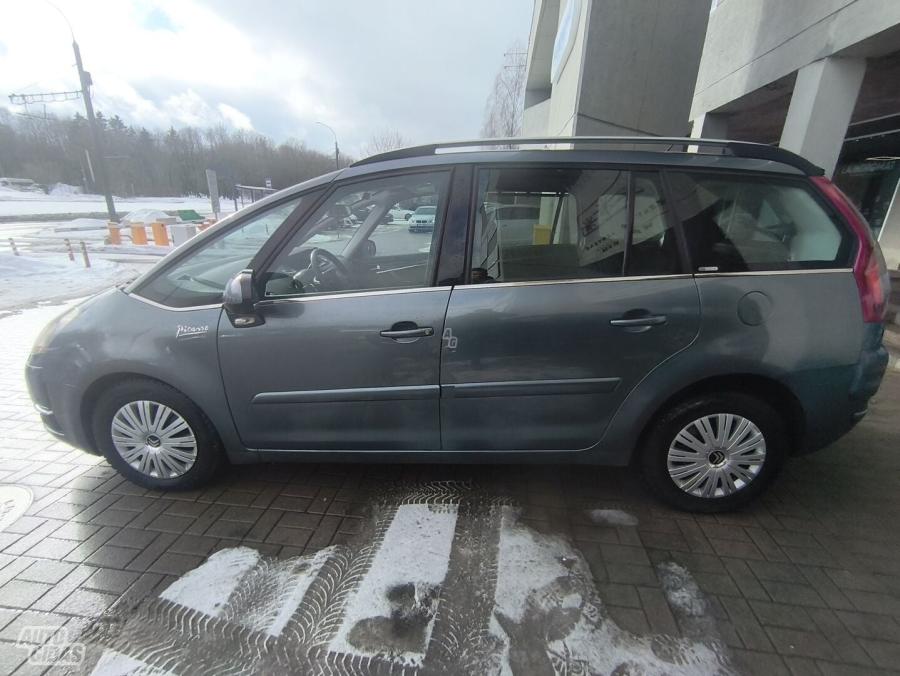 Citroen C4 Grand Picasso 2007 in Kaunas, with an engine capacity of 2.00 L and mileage of 390 thousand km for 1700 €, photo 7 on AUTOMOTO.COM.LV