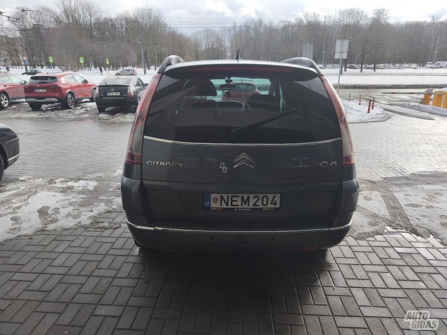 Citroen C4 Grand Picasso 2007 in Kaunas, with an engine capacity of 2.00 L and mileage of 390 thousand km for 1700 €, photo 8 on AUTOMOTO.COM.LV