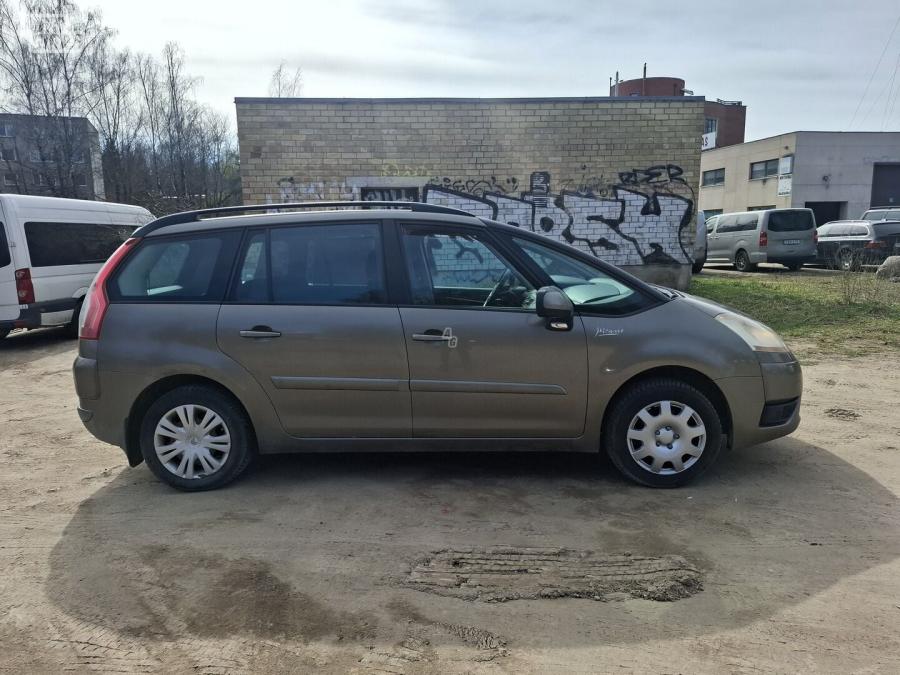 Ситроен C4 Grand Picasso 2007 в Вильнюс, объемом двигателя 1.60 л и пробегом 380 тыс. км за 890 €, фото 4 на AUTOMOTO.COM.LV