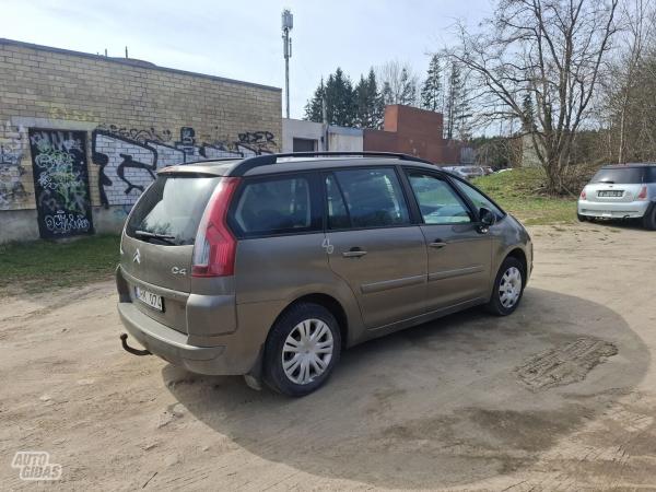 Citroen C4 Grand Picasso 2007 Viļņa, ar dzinēja tilpumu 1.60 L un nobraukumu 380 tūkst. km par 890 €, foto 4 vietnē AUTOMOTO.COM.LV