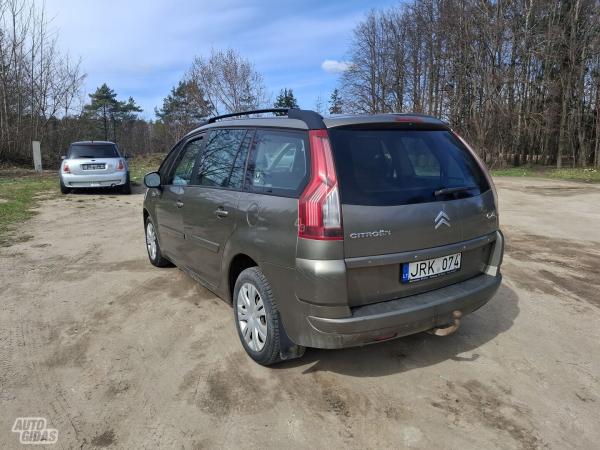 Citroen C4 Grand Picasso 2007 Viļņa, ar dzinēja tilpumu 1.60 L un nobraukumu 380 tūkst. km par 890 €, foto 6 vietnē AUTOMOTO.COM.LV