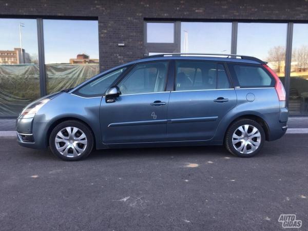 Citroen C4 Grand Picasso 2007 in Silute, with an engine capacity of 2.00 L and mileage of 235 thousand km for 2750 €, photo 1 on AUTOMOTO.COM.LV