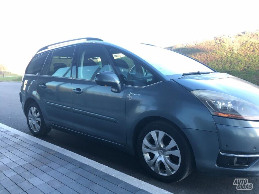 Citroen C4 Grand Picasso 2007 in Silute, with an engine capacity of 2.00 L and mileage of 235 thousand km for 2750 €, photo 4 on AUTOMOTO.COM.LV