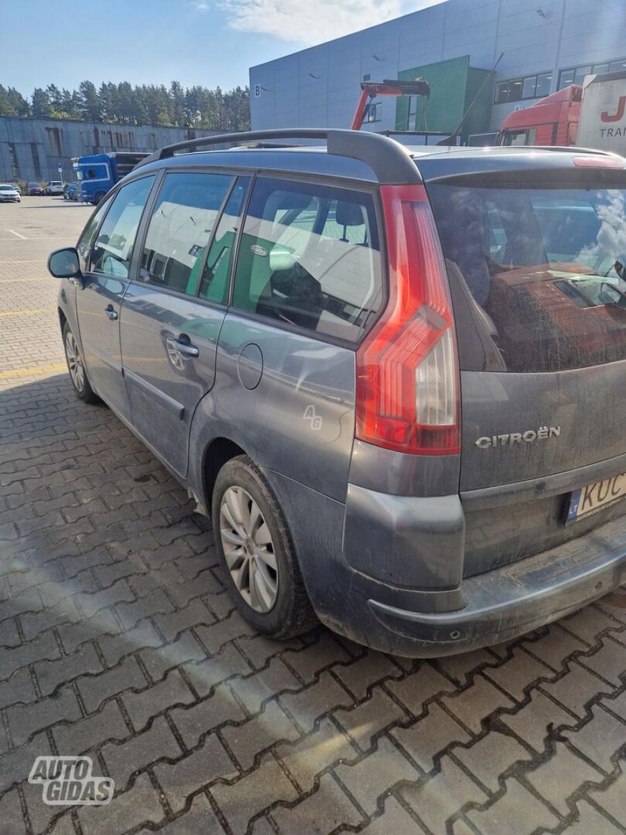 Citroen C4 Grand Picasso 2007 in Vilnius, with an engine capacity of 1.60 L and mileage of 389 thousand km for 1500 €, photo 3 on AUTOMOTO.COM.LV